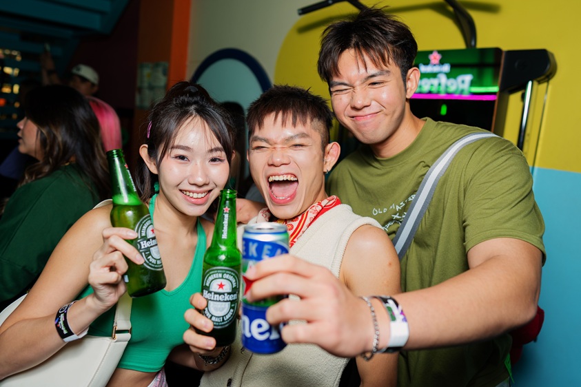 Heineken® Refresh Your Music is back - Let's Roll With Carol